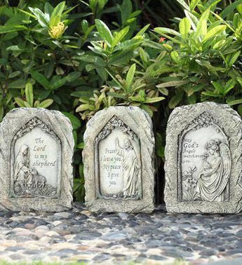 Inspirational Stones – D Garden Floratique